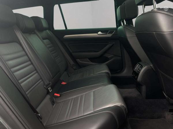 Volkswagen Passat 2015 in Vilnius on AUTOMOTO.COM.LV Grey Volkswagen Passat 2015 in Vilnius, with an engine capacity of 2.00 L and mileage of 229 thousand km for 12499 β¬, photo 11 on AUTOMOTO.COM.LV
