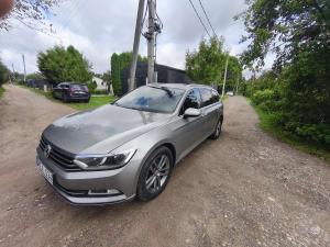 Grey Volkswagen Passat 2015 in Vilnius, with an engine capacity of 1.60 L and mileage of 248 thousand km for 7500 €, photo 3 on AUTOMOTO.COM.LV