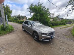 Grey Volkswagen Passat 2015 in Vilnius, with an engine capacity of 1.60 L and mileage of 248 thousand km for 7500 €, photo 4 on AUTOMOTO.COM.LV