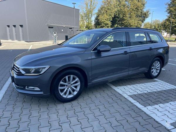 Volkswagen Passat 2015 in Kaunas on AUTOMOTO.COM.LV Grey Volkswagen Passat 2015 in Kaunas, with an engine capacity of 1.60 L and mileage of 220 thousand km for 6950 €, photo 4 on AUTOMOTO.COM.LV