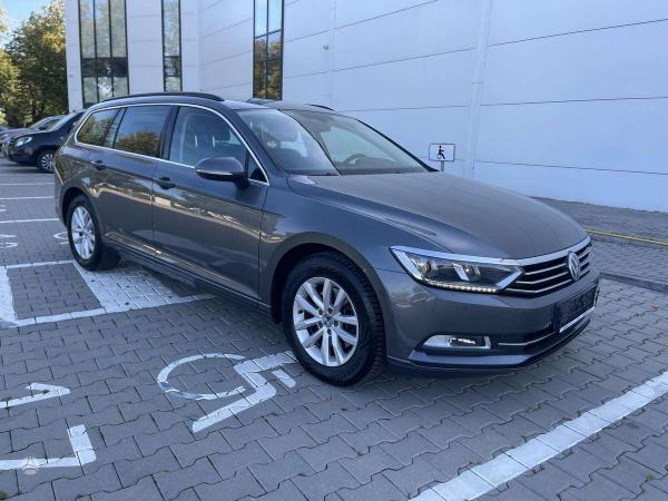 Volkswagen Passat 2015 in Kaunas on AUTOMOTO.COM.LV Grey Volkswagen Passat 2015 in Kaunas, with an engine capacity of 1.60 L and mileage of 220 thousand km for 6950 €, photo 7 on AUTOMOTO.COM.LV