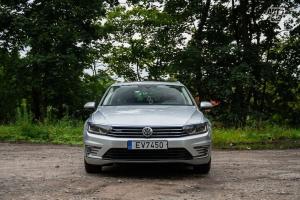 Grey Volkswagen Passat 2015 in Kaunas, with an engine capacity of 1.40 L and mileage of 305 thousand km for 8800 €, photo 3 on AUTOMOTO.COM.LV