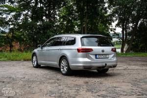 Grey Volkswagen Passat 2015 in Kaunas, with an engine capacity of 1.40 L and mileage of 305 thousand km for 8800 €, photo 7 on AUTOMOTO.COM.LV