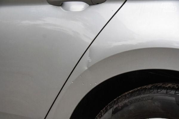 Pelēks Volkswagen Passat 2015 Kauņa, ar dzinēja tilpumu 1.40 L un nobraukumu 305 tūkst. km par 8800 €, foto 9 vietnē AUTOMOTO.COM.LV