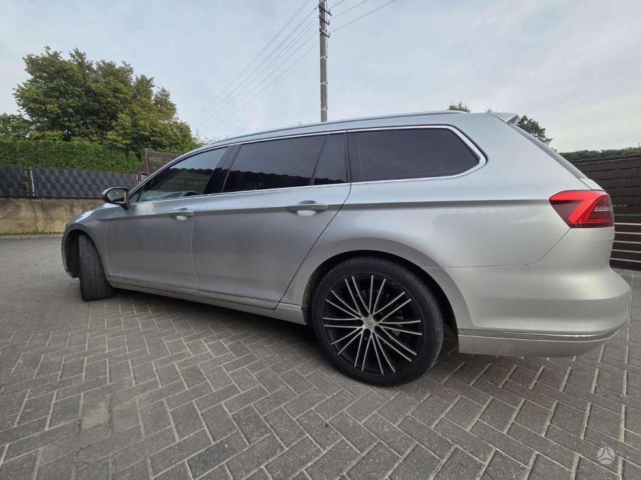 Pelēks Volkswagen Passat 2015 Šauļi, ar dzinēja tilpumu 1.60 L un nobraukumu 285 tūkst. km par 8590 €, foto 4 vietnē AUTOMOTO.COM.LV