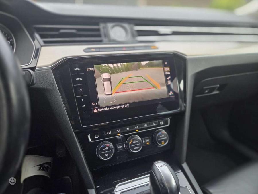 Pelēks Volkswagen Passat 2015 Šauļi, ar dzinēja tilpumu 1.60 L un nobraukumu 285 tūkst. km par 8590 €, foto 12 vietnē AUTOMOTO.COM.LV