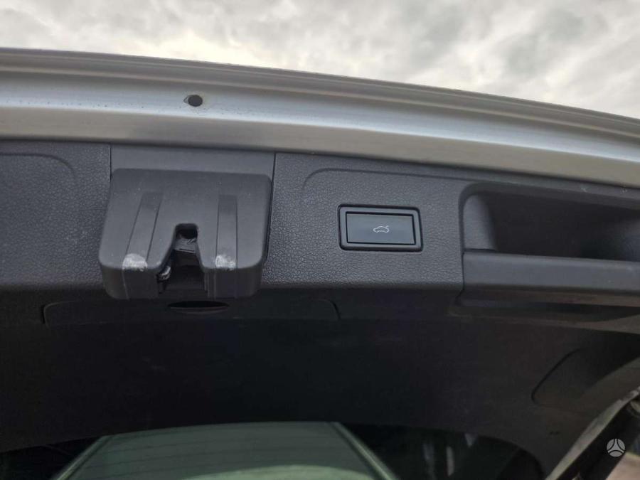 Pelēks Volkswagen Passat 2015 Šauļi, ar dzinēja tilpumu 1.60 L un nobraukumu 285 tūkst. km par 8590 €, foto 14 vietnē AUTOMOTO.COM.LV