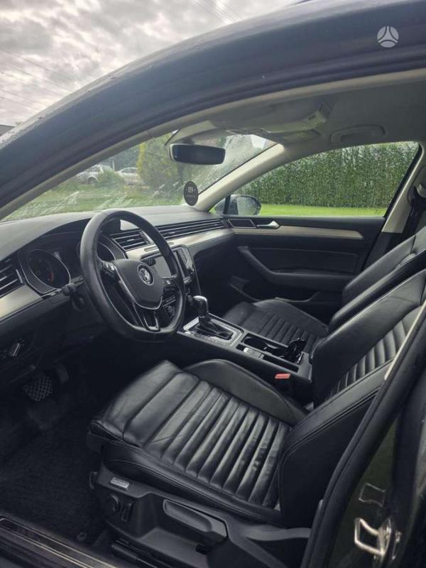 Grey Volkswagen Passat 2015 in Kaisiadorys, with an engine capacity of 1.97 L and mileage of 322 thousand km for 9400 €, photo 8 on AUTOMOTO.COM.LV