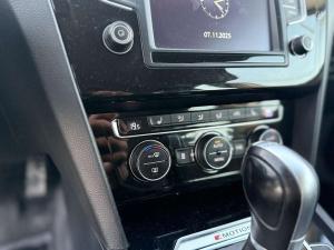 Pelēks Volkswagen Passat 2015 Kauņa, ar dzinēja tilpumu 1.97 L un nobraukumu 254 tūkst. km par 9049 €, foto 16 vietnē AUTOMOTO.COM.LV