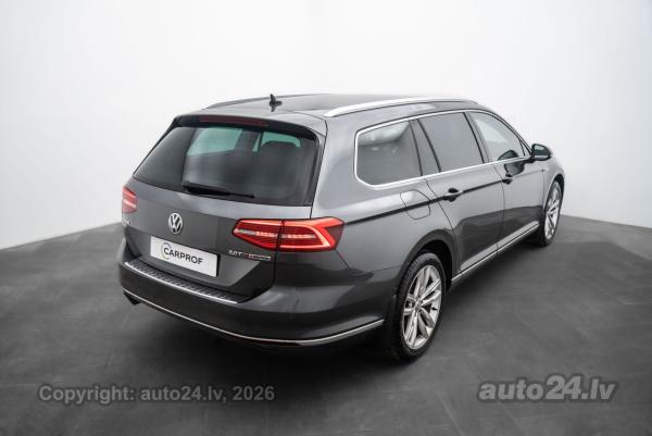Grey Volkswagen Passat 2015 in Tallinn, with an engine capacity of 2.00 L and mileage of 252 thousand km for 11999 €, photo 6 on AUTOMOTO.COM.LV