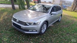 Grey Volkswagen Passat 2015 in Alytus, with an engine capacity of 1.60 L and mileage of 300 thousand km for 6999 €, photo 3 on AUTOMOTO.COM.LV