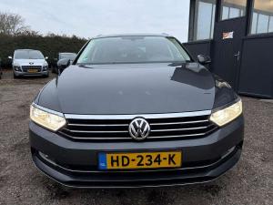 Grey Volkswagen Passat 2016 in Prienai, with an engine capacity of 1.60 L and mileage of 252 thousand km for 8650 €, photo 21 on AUTOMOTO.COM.LV