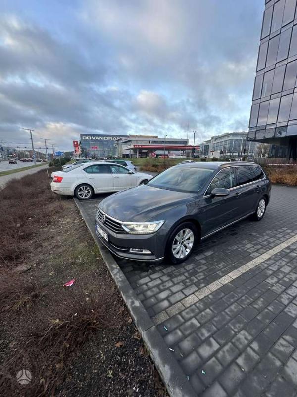 Pelēks Volkswagen Passat 2016 Viļņa, ar dzinēja tilpumu 1.97 L un nobraukumu 310 tūkst. km par 9700 €, foto 7 vietnē AUTOMOTO.COM.LV