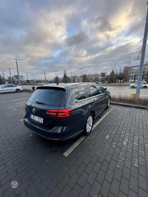 Pelēks Volkswagen Passat 2016 Viļņa, ar dzinēja tilpumu 1.97 L un nobraukumu 310 tūkst. km par 9700 €, foto 10 vietnē AUTOMOTO.COM.LV