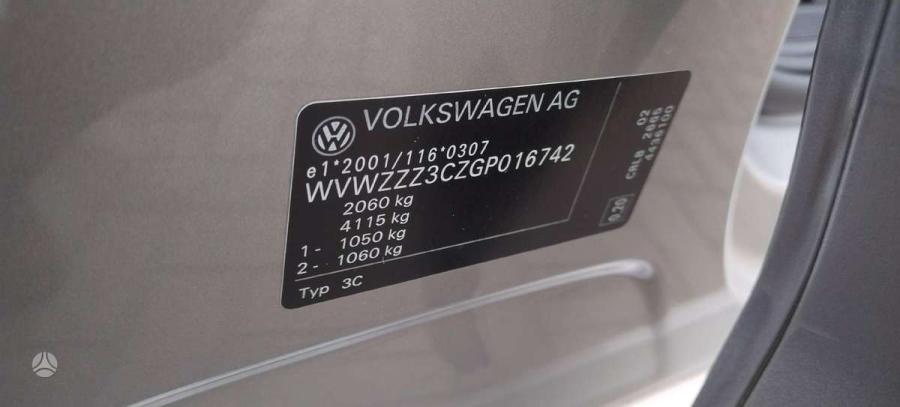 Grey Volkswagen Passat 2016 in Klaipeda, with an engine capacity of 1.97 L and mileage of 211 thousand km for 9350 €, photo 20 on AUTOMOTO.COM.LV