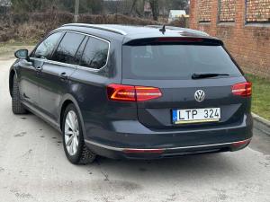 Grey Volkswagen Passat 2016 in Ukmerge, with an engine capacity of 1.60 L and mileage of 294 thousand km for 7700 €, photo 3 on AUTOMOTO.COM.LV