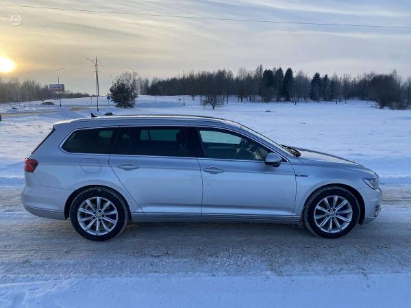 Grey Volkswagen Passat 2016 in Siauliai, with an engine capacity of 1.40 L and mileage of 251 thousand km for 9150 €, photo 2 on AUTOMOTO.COM.LV