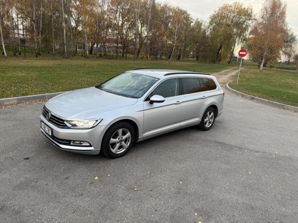 Grey Volkswagen Passat 2016 in Marijampole, with an engine capacity of 2.00 L and mileage of 272 thousand km for 9450 €, photo 1 on AUTOMOTO.COM.LV