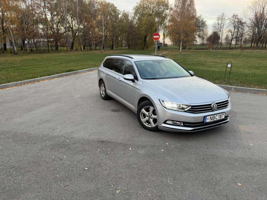 Pelēks Volkswagen Passat 2016 Marijampole, ar dzinēja tilpumu 2.00 L un nobraukumu 272 tūkst. km par 9450 €, foto 2 vietnē AUTOMOTO.COM.LV