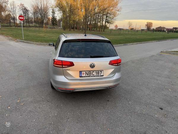 Grey Volkswagen Passat 2016 in Marijampole, with an engine capacity of 2.00 L and mileage of 272 thousand km for 9450 €, photo 5 on AUTOMOTO.COM.LV