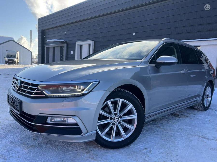 Grey Volkswagen Passat 2016 in Kaunas, with an engine capacity of 1.60 L and mileage of 290 thousand km for 8999 €, photo 2 on AUTOMOTO.COM.LV