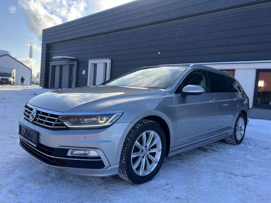 Grey Volkswagen Passat 2016 in Kaunas, with an engine capacity of 1.60 L and mileage of 290 thousand km for 8999 €, photo 4 on AUTOMOTO.COM.LV