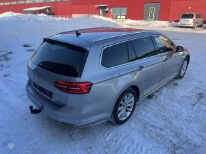 Grey Volkswagen Passat 2016 in Kaunas, with an engine capacity of 1.60 L and mileage of 290 thousand km for 8999 €, photo 8 on AUTOMOTO.COM.LV