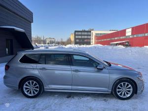 Grey Volkswagen Passat 2016 in Kaunas, with an engine capacity of 1.60 L and mileage of 290 thousand km for 8999 €, photo 14 on AUTOMOTO.COM.LV