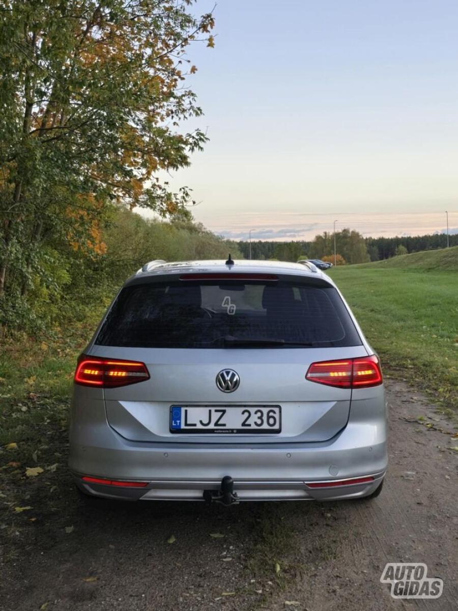 Grey Volkswagen Passat 2016 in Vilnius, with an engine capacity of 1.60 L and mileage of 405 thousand km for 8500 €, photo 4 on AUTOMOTO.COM.LV