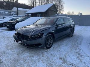 Pelēks Volkswagen Passat 2016 Kauņa, ar dzinēja tilpumu 1.97 L un nobraukumu 274 tūkst. km par 4900 €, foto 2 vietnē AUTOMOTO.COM.LV