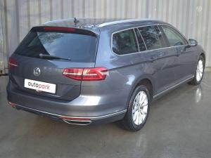 Grey Volkswagen Passat 2016 in Vilnius, with an engine capacity of 1.97 L and mileage of 233 thousand km for 12900 €, photo 3 on AUTOMOTO.COM.LV
