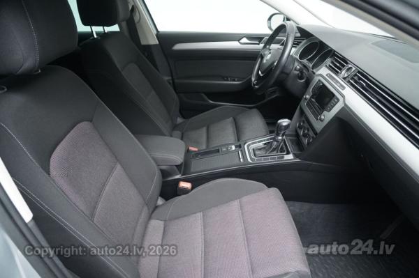 Grey Volkswagen Passat 2016 in Tallinn, with an engine capacity of 1.40 L and mileage of 191 thousand km for 10490 €, photo 8 on AUTOMOTO.COM.LV