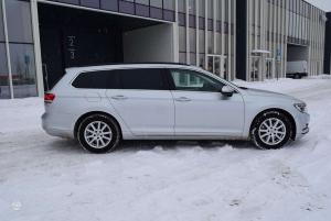 Grey Volkswagen Passat 2016 in Vilnius, with an engine capacity of 1.97 L and mileage of 245 thousand km for 9250 €, photo 4 on AUTOMOTO.COM.LV
