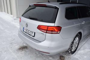 Grey Volkswagen Passat 2016 in Vilnius, with an engine capacity of 1.97 L and mileage of 245 thousand km for 9250 €, photo 26 on AUTOMOTO.COM.LV