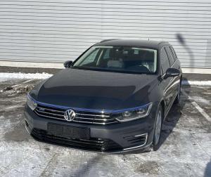 Grey Volkswagen Passat 2016 in Telschi, with an engine capacity of 1.40 L and mileage of 121 thousand km for 13000 €, photo  on AUTOMOTO.COM.LV