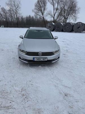 Grey Volkswagen Passat 2016 in Marijampole, with an engine capacity of 2.00 L and mileage of 272 thousand km for 9450 €, photo 2 on AUTOMOTO.COM.LV