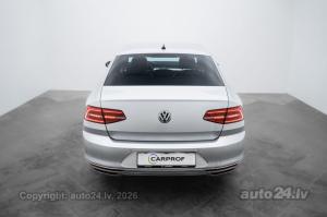 Grey Volkswagen Passat 2016 in Tallinn, with an engine capacity of 1.40 L and mileage of 230 thousand km for 11999 €, photo 5 on AUTOMOTO.COM.LV