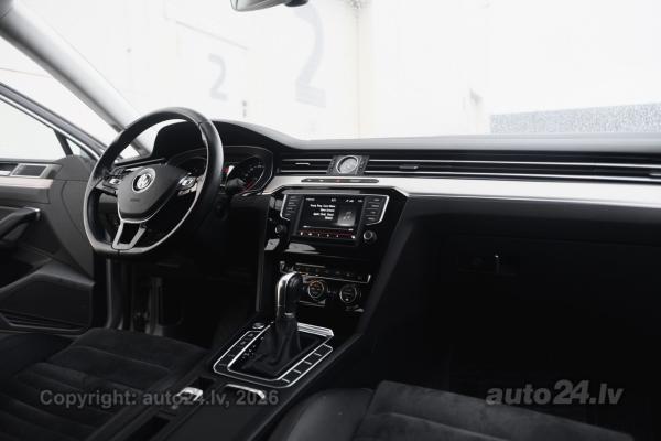 Pelēks Volkswagen Passat 2016 Tallina, ar dzinēja tilpumu 1.60 L un nobraukumu 291 tūkst. km par 9999 €, foto 9 vietnē AUTOMOTO.COM.LV