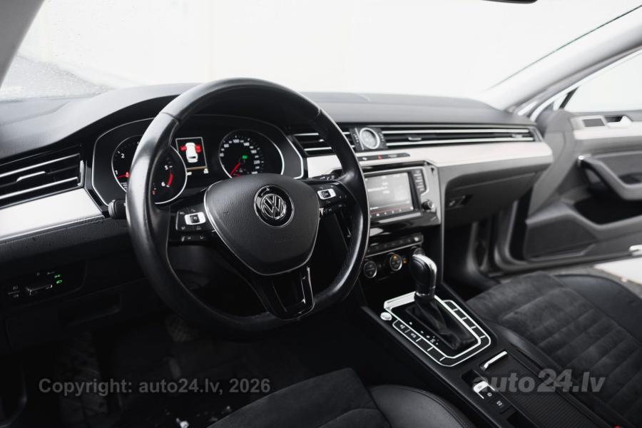 Pelēks Volkswagen Passat 2016 Tallina, ar dzinēja tilpumu 1.60 L un nobraukumu 291 tūkst. km par 9999 €, foto 16 vietnē AUTOMOTO.COM.LV