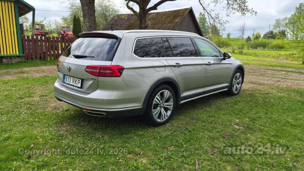 Pelēks Volkswagen Passat 2016 Veru, ar dzinēja tilpumu 2.00 L un nobraukumu 299 tūkst. km par 12000 €, foto 5 vietnē AUTOMOTO.COM.LV