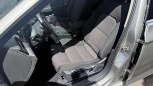 Grey Volkswagen Passat 2016 in Kaunas, with an engine capacity of 1.60 L and mileage of 260 thousand km for 8200 €, photo 14 on AUTOMOTO.COM.LV