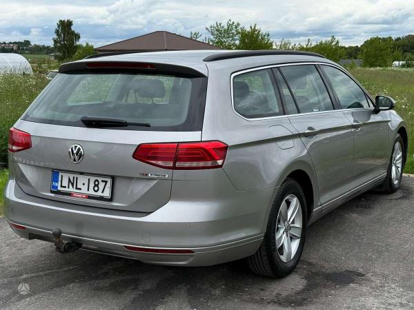 Pelēks Volkswagen Passat 2016 Kuršėnai, ar dzinēja tilpumu 1.60 L un nobraukumu 286 tūkst. km par 7799 €, foto 5 vietnē AUTOMOTO.COM.LV