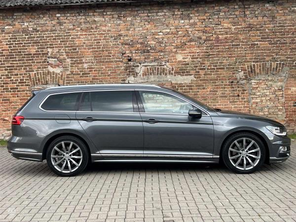 Grey Volkswagen Passat 2016 in Kedainiai, with an engine capacity of 1.97 L and mileage of 336 thousand km for 12999 €, photo 6 on AUTOMOTO.COM.LV
