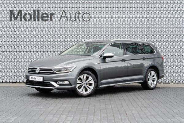 Pelēks Volkswagen Passat 2016 Mārupe, ar dzinēja tilpumu 2.00 L un nobraukumu 273 tūkst. km par 12100 €, foto 1 vietnē AUTOMOTO.COM.LV