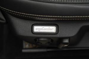 Grey Volkswagen Passat 2016 in Marupe, with an engine capacity of 2.00 L and mileage of 273 thousand km for 12100 €, photo 11 on AUTOMOTO.COM.LV