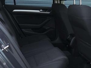 Pelēks Volkswagen Passat 2016 Kauņa, ar dzinēja tilpumu 1.60 L un nobraukumu 300 tūkst. km par 8600 €, foto 15 vietnē AUTOMOTO.COM.LV