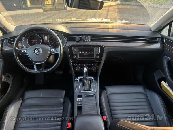 Grey Volkswagen Passat 2016 in Tallinn, with an engine capacity of 2.00 L and mileage of 290 thousand km for 10900 €, photo 7 on AUTOMOTO.COM.LV