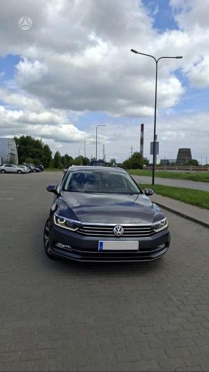 Grey Volkswagen Passat 2016 in Kaunas, with an engine capacity of 1.97 L and mileage of 270 thousand km for 11200 €, photo 11 on AUTOMOTO.COM.LV