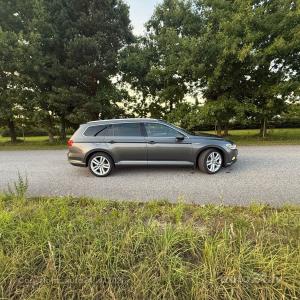 Pelēks Volkswagen Passat 2016 Tallina, ar dzinēja tilpumu 2.00 L un nobraukumu 278 tūkst. km par 12499 €, foto 4 vietnē AUTOMOTO.COM.LV