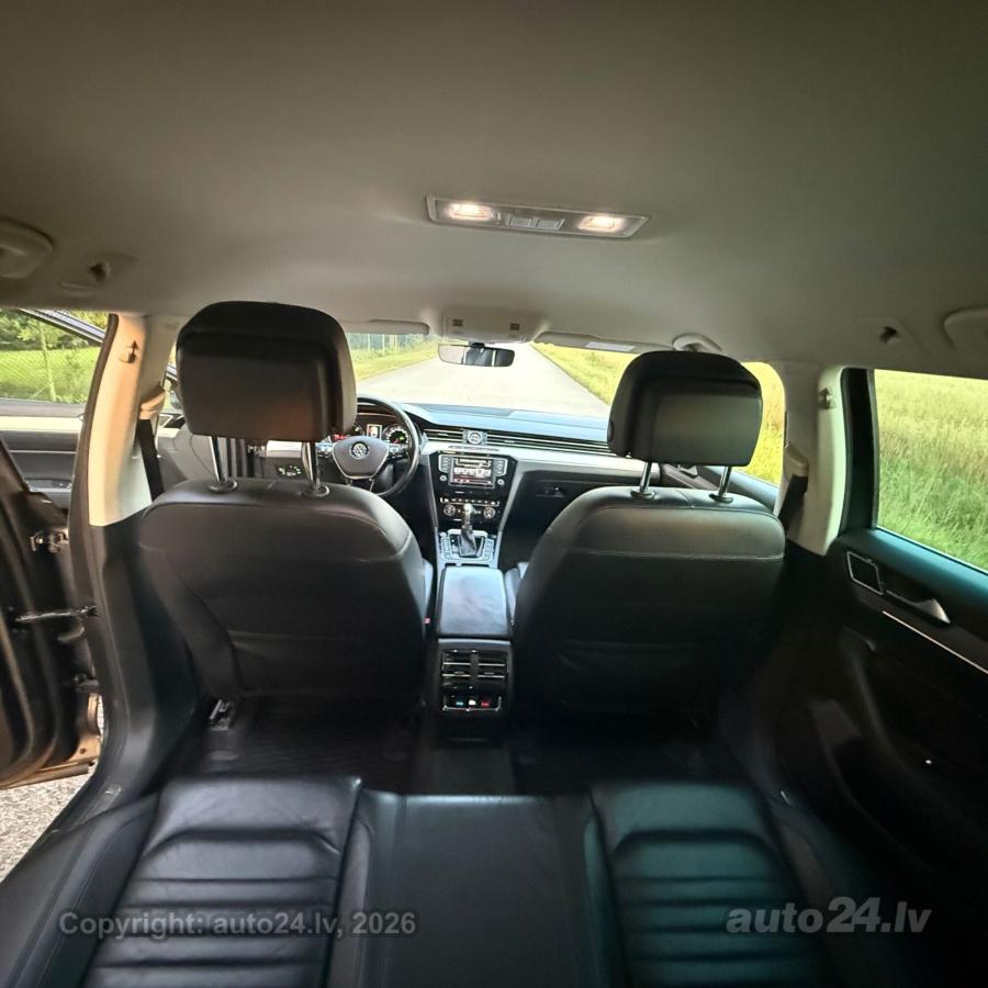 Pelēks Volkswagen Passat 2016 Tallina, ar dzinēja tilpumu 2.00 L un nobraukumu 278 tūkst. km par 12499 €, foto 15 vietnē AUTOMOTO.COM.LV